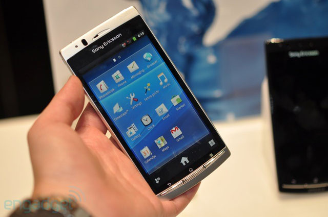 Xperia Arc chính hãng hạ hơn 1,6 triệu - QuanTriMang.com