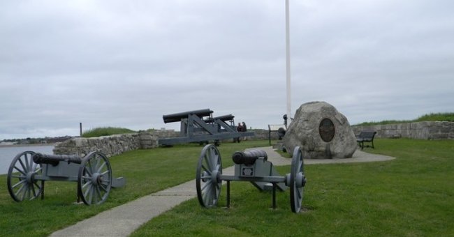 Fort Phoenix đang dần bị phá hủy bởi những người chơi Pokemon Go