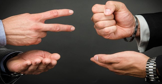Bí quyết giúp bạn luôn chiến thắng cuộc chơi oẳn tù tì vào dịp Tết