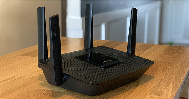 Linksys MR8300 - Router Mesh WiFi cho người dùng cao cấp - QuanTriMang.com