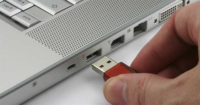 Cách ngắt USB bằng phím tắt đơn giản, an toàn - QuanTriMang.com