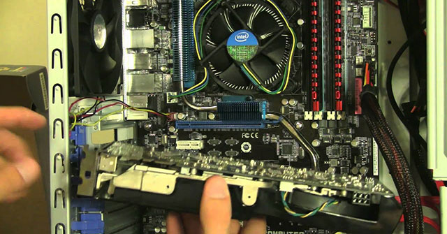 Cách lắp card đồ họa (GPU) mới vào PC - QuanTriMang.com