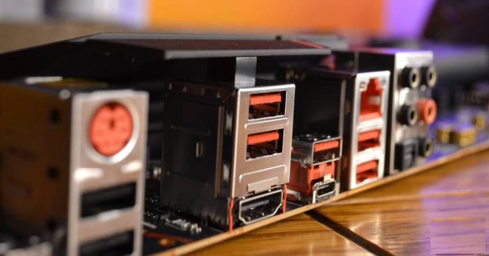 Cổng USB màu đỏ có ý nghĩa gì? - QuanTriMang.com