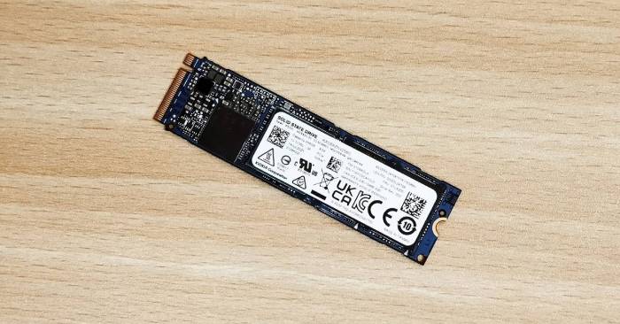 Cách biến ổ SSD của laptop cũ thành USB - QuanTriMang.com